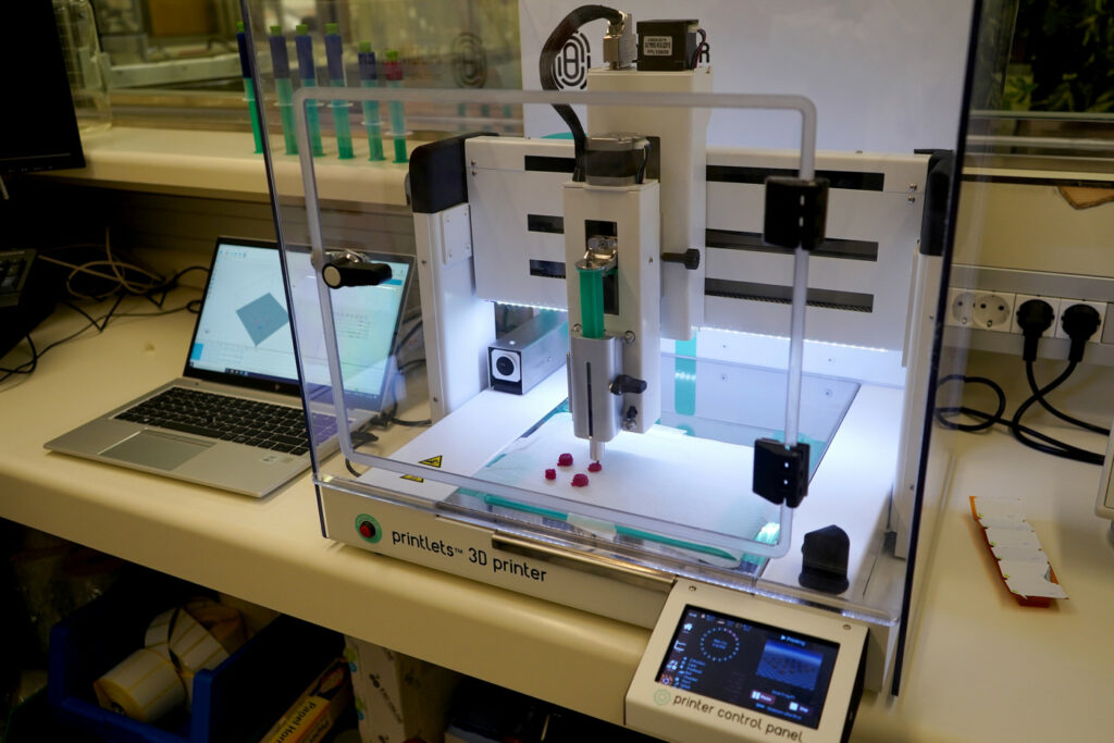 Spanish hospital to launch trials with 3D printed drugs designed for ...