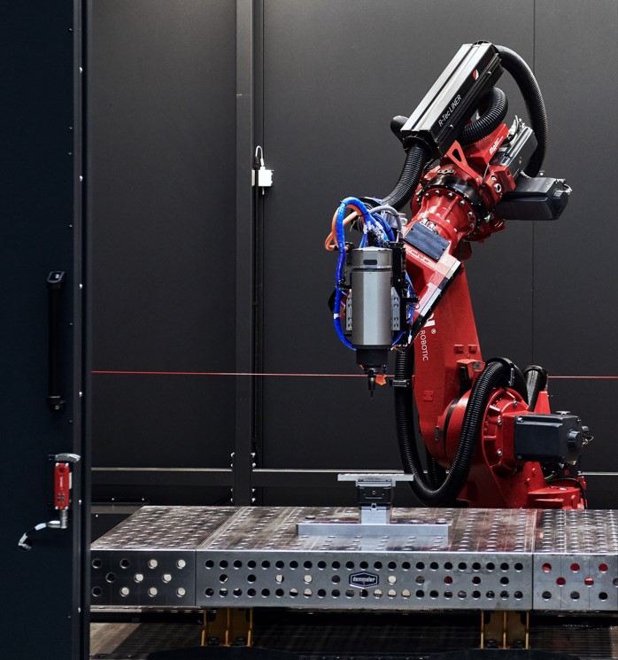 toolcraft develops two robot applications for Additive and Subtractive ...