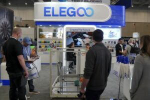 ELEGOO's surprise at RAPID + TCT 2026: A multicolor system and a “giant ...